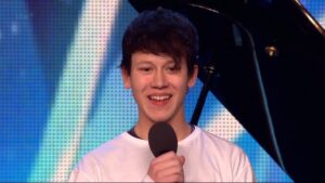 Young Singer With a Soulful Voice Leaves the Judges in Silence - Spirit ...